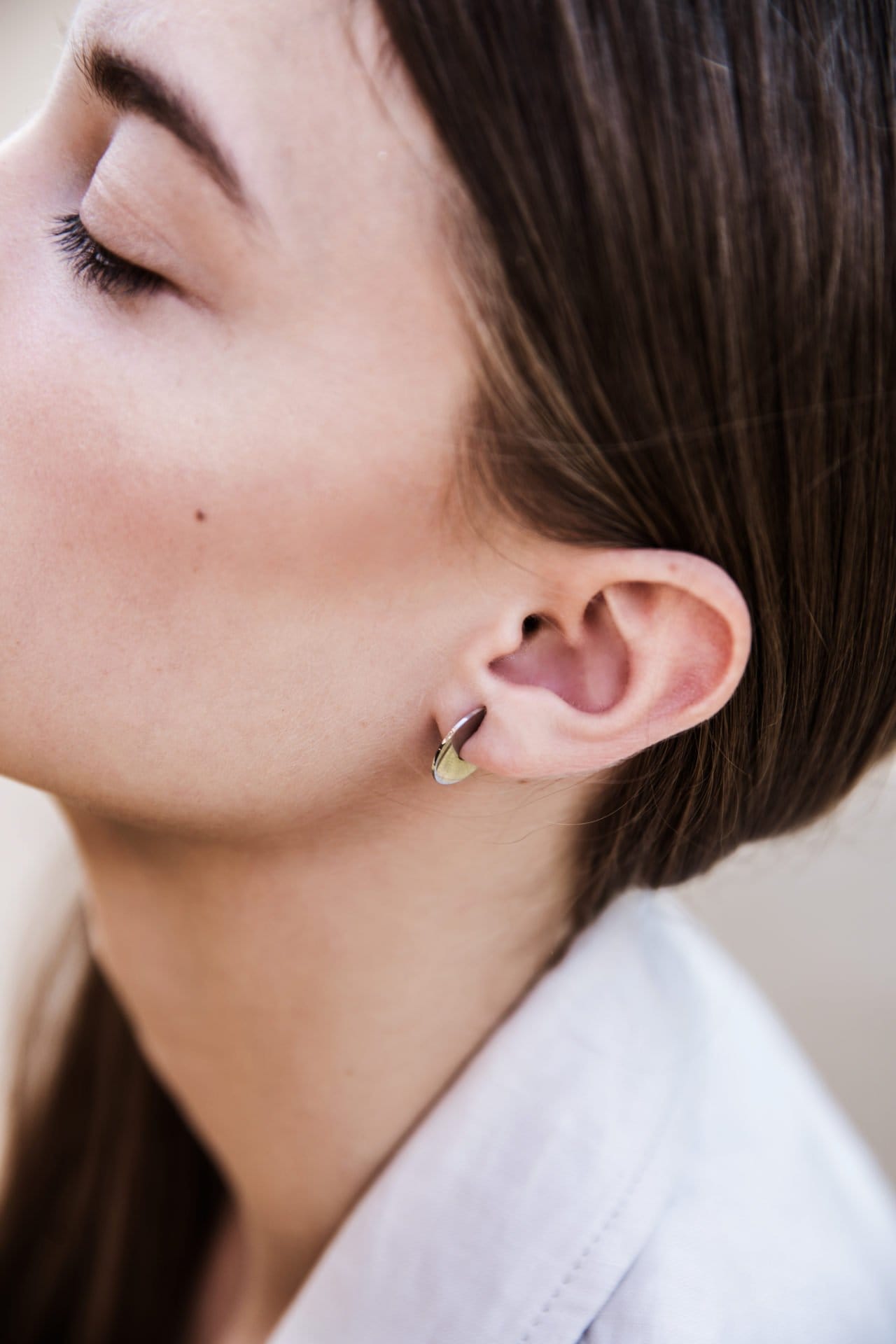 Bold earrings gold plated - Bandhu